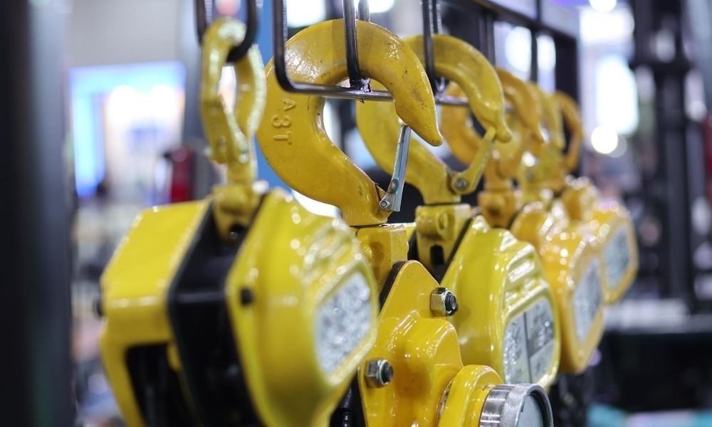 How to Choose the Right Hoist